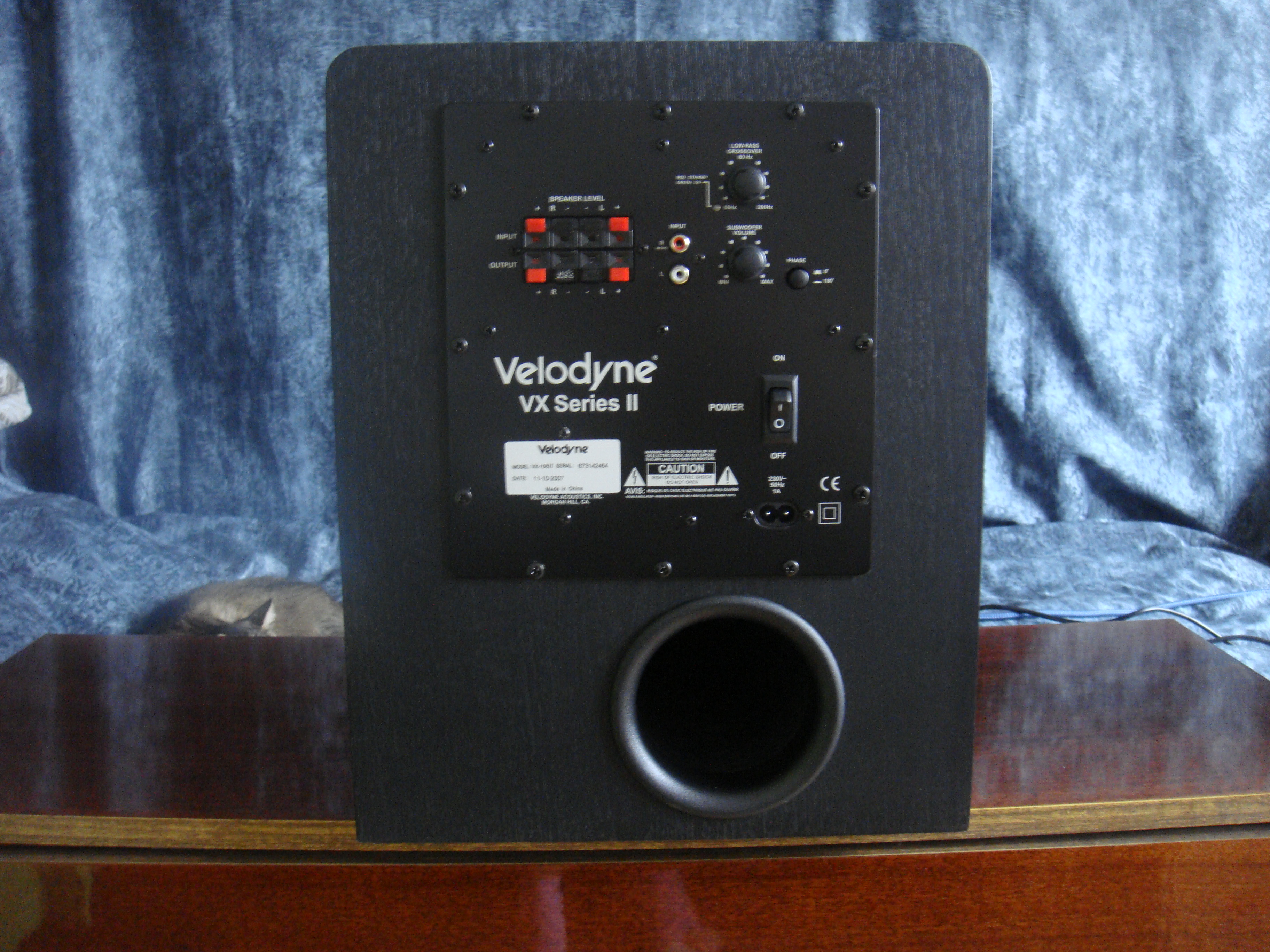 Home Theater Subwoofer Velodyne VX-10 Series II | Hi-Fi.ru