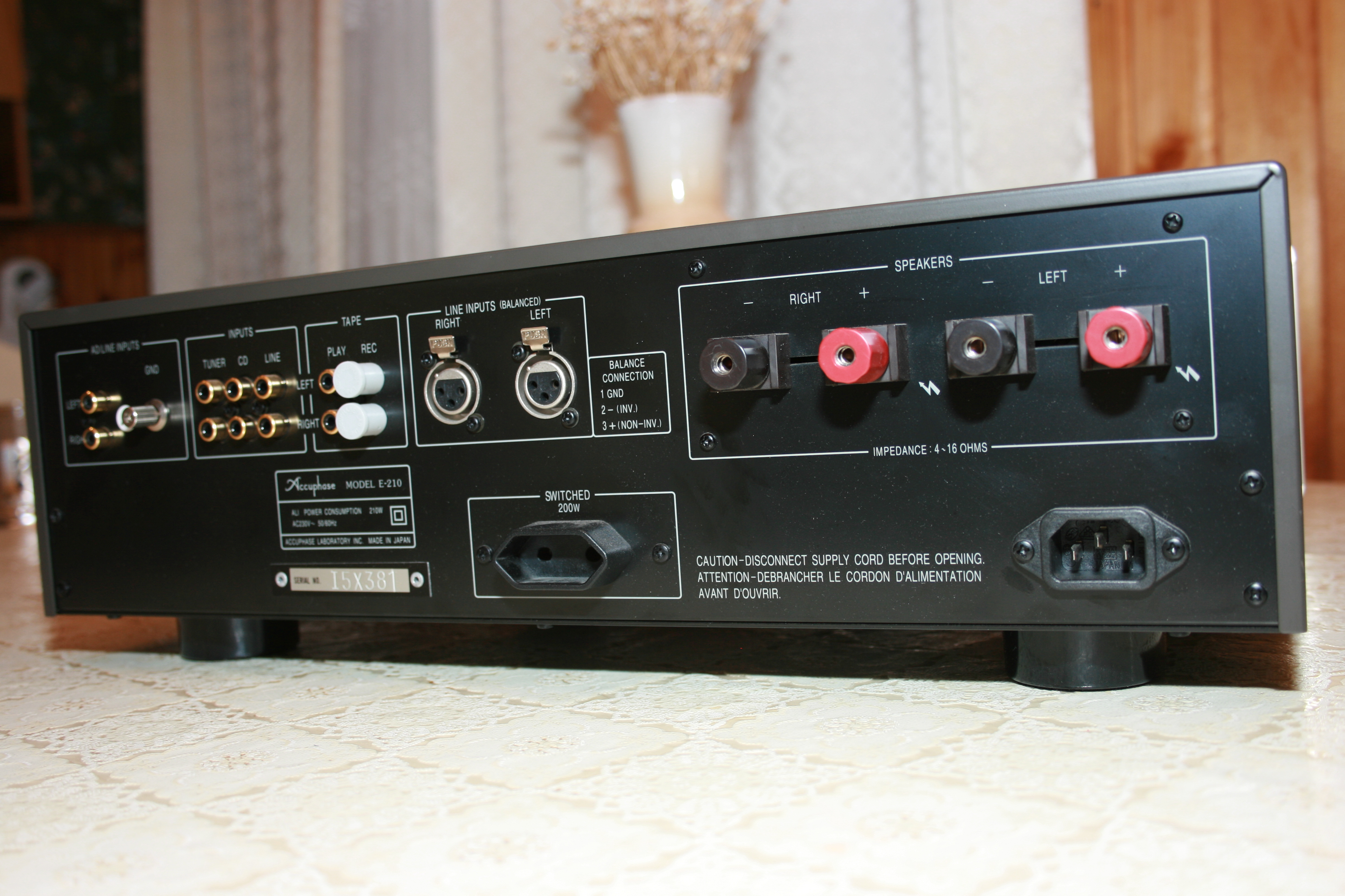 интегральный усилитель Accuphase E-210a | Hi-Fi.ru