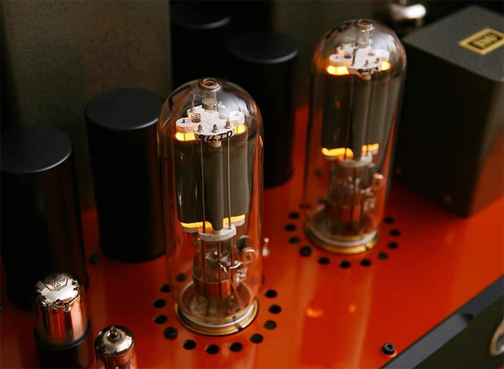 Ламповые усилители Orpheus из Вьетнама